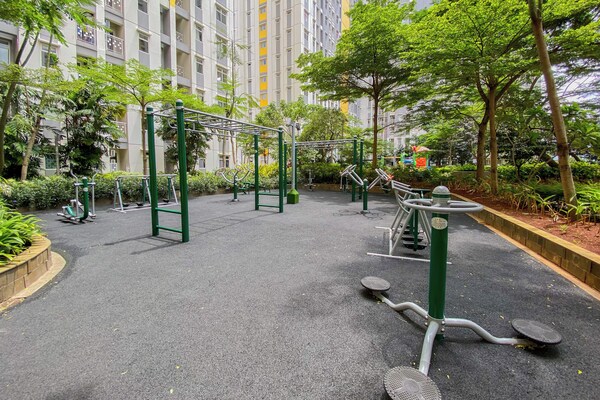 Comfort 2br Apartment At Springlake Summarecon Bekasi - Jakarta