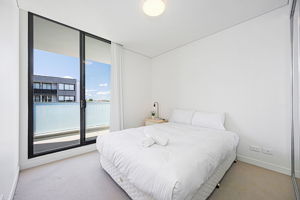 Campsie 2br Near Shopping & Train - Penshurst