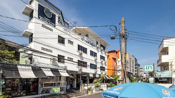 Fachada da propriedade