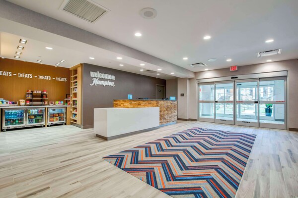 Hampton Inn & Suites By Hilton Louisville East Oxmoor - Louisville, KY