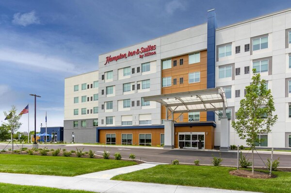 Hampton Inn & Suites By Hilton Louisville East Oxmoor - Louisville, KY