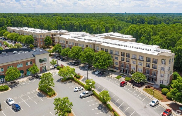 Cary Apartments By Landing - Cary, NC
