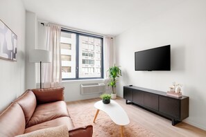 Apartamento, 1 quarto, para não fumantes | Área de estar | Smart TV, serviços de streaming
