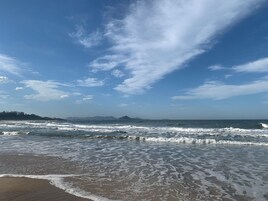 Casa lua de mel, lareira, vista para a praia | Praia | Perto da praia, areia branca 