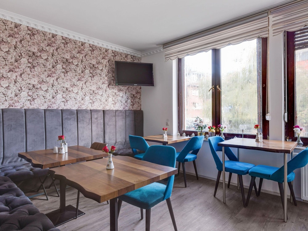 Cosy Apartment With Terrace - Oberhausen