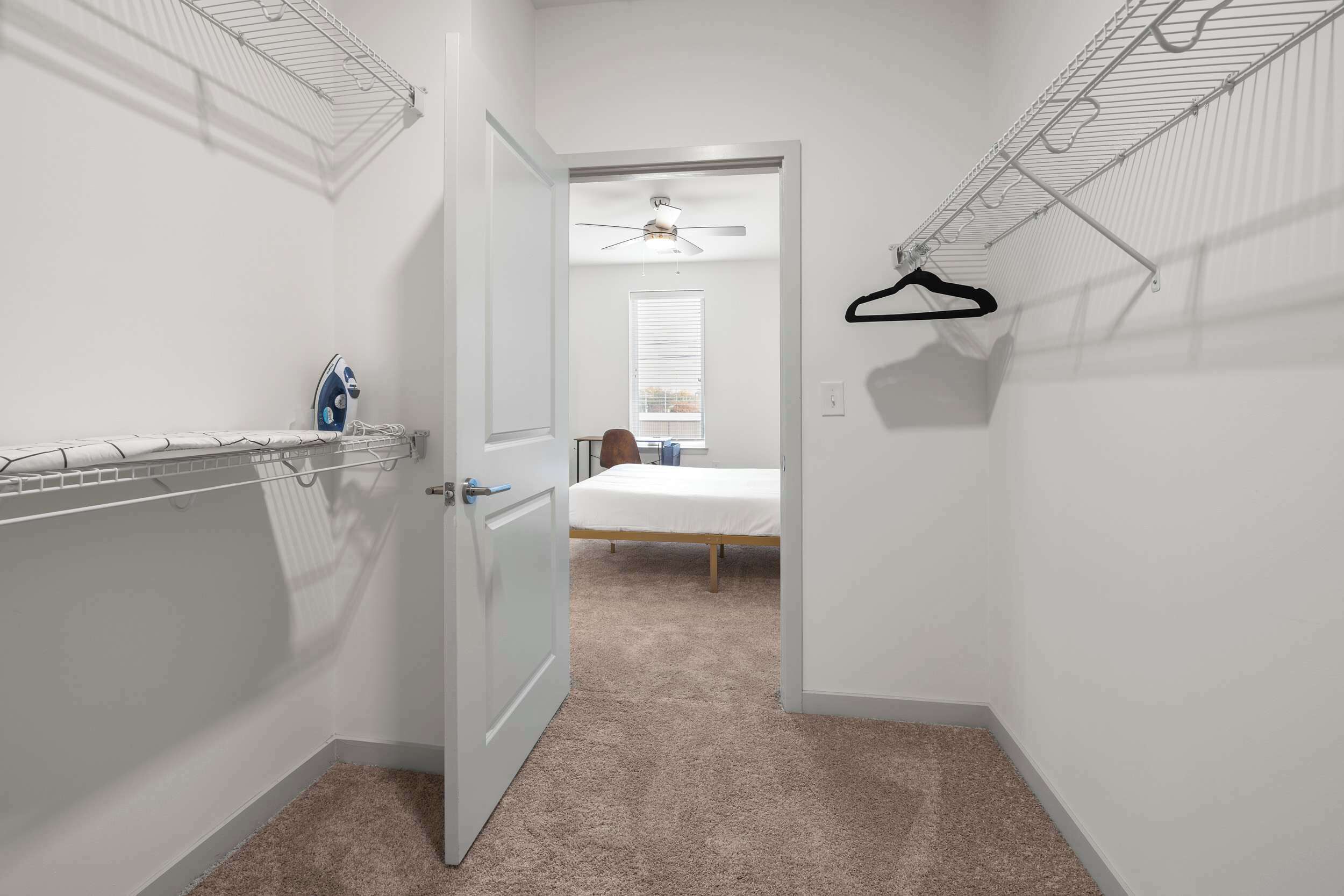 Modern Nulu 2br Cozysuites 08 - KFC Yum! Center