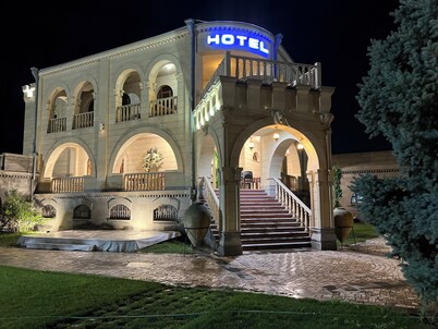 Otyak Plaza Hotel