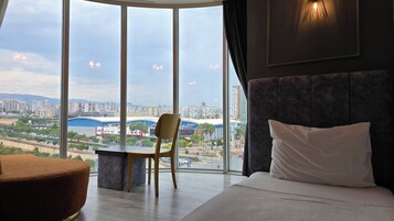 Suite Comfort, Vista para a cidade | 1 quarto, lençóis de algodão egípcio, roupa de alta qualidade, minibar 