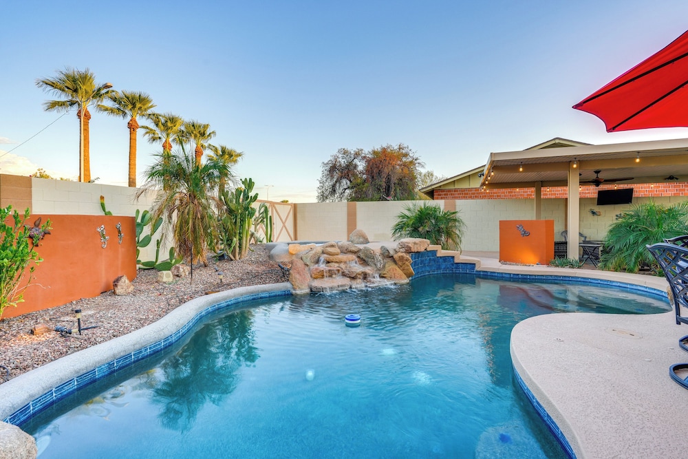 Game Room & Pool: Pet-friendly Home In Scottsdale - Tempe, AZ