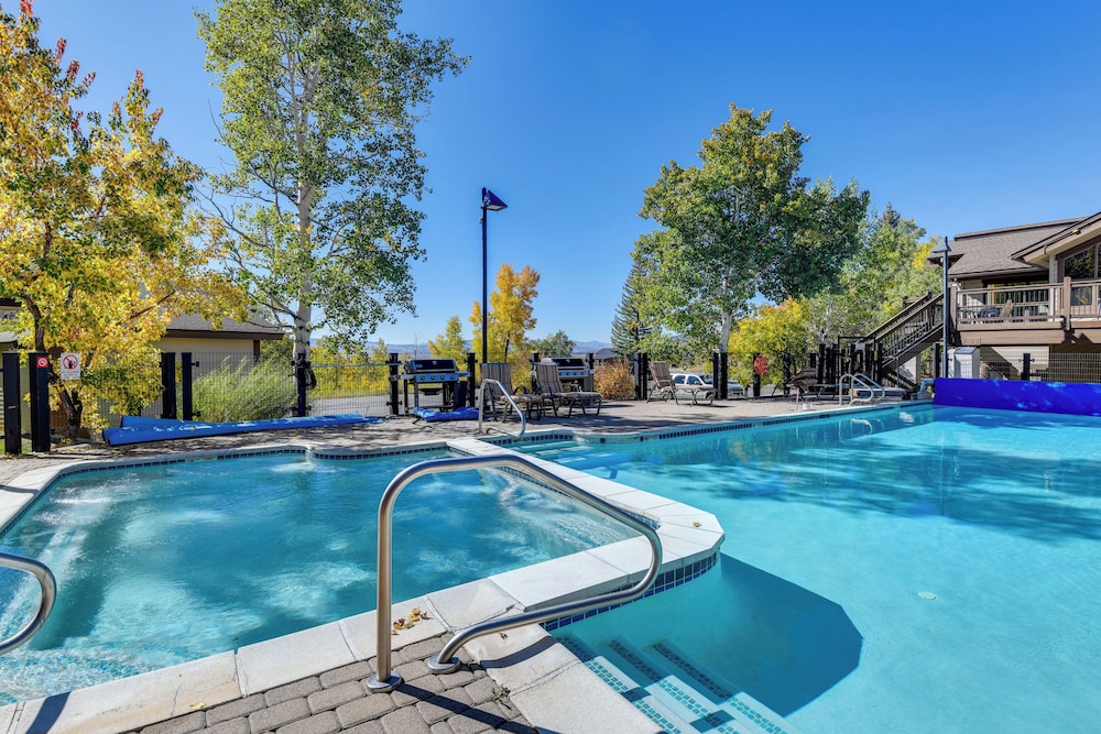 Mtn-view Steamboat Condo: Shuttle To Resort - Steamboat Springs, CO