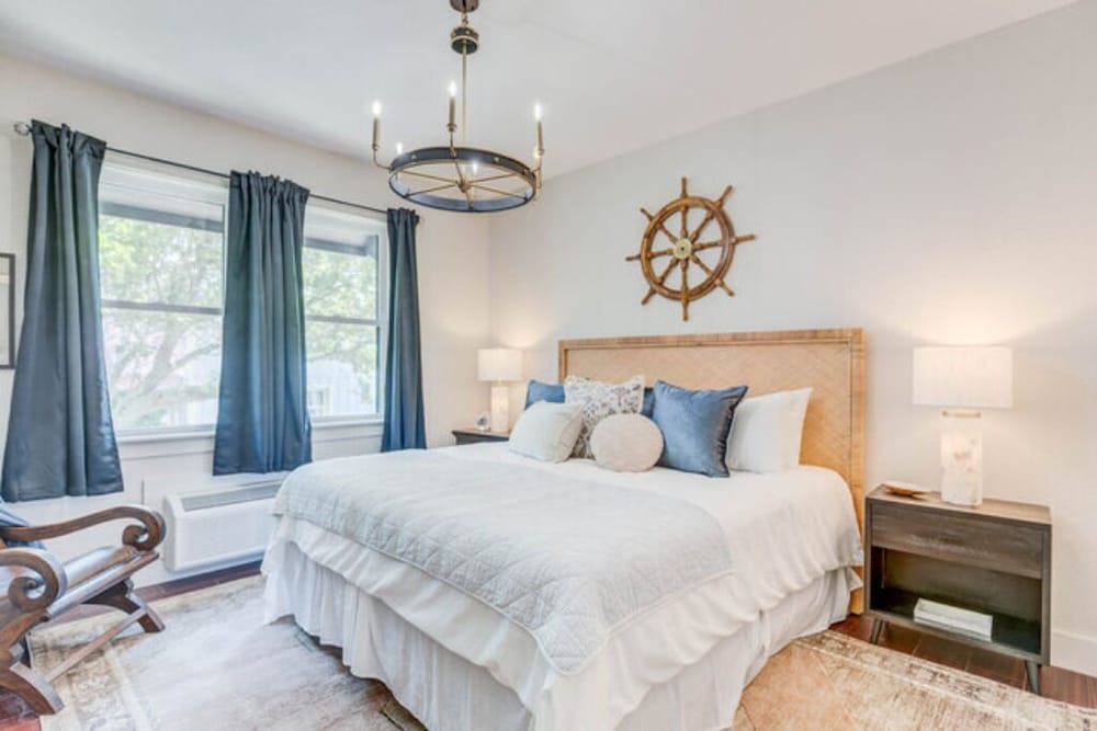 The Captains Quarters Room Reviews, Deals & Photos 2025 - Vrbo