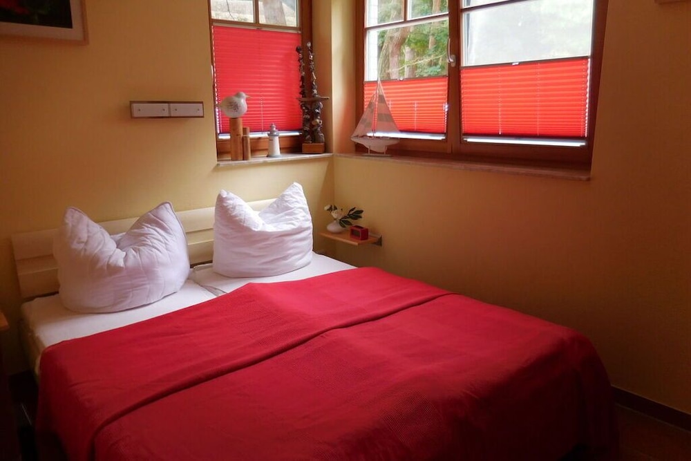 Ferienwohnung Mit 1 Schlafzimmer - Dierhagen