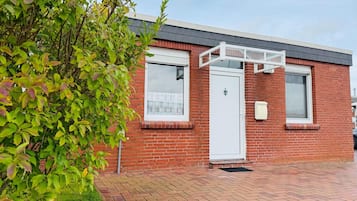 Bungalow | Exterior