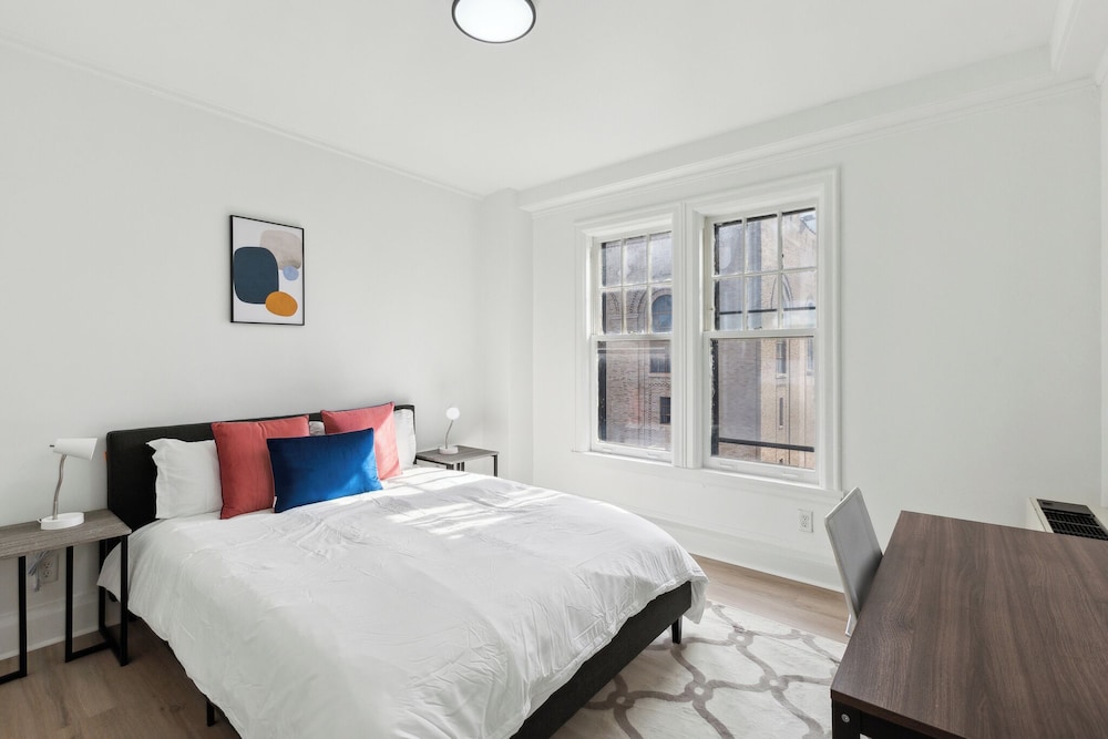 East 636i Cozy & Comfy I Downtown I Gym - 로체스터