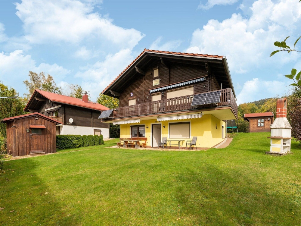 Cosy Apartment In Arrach With Garden - Arrach