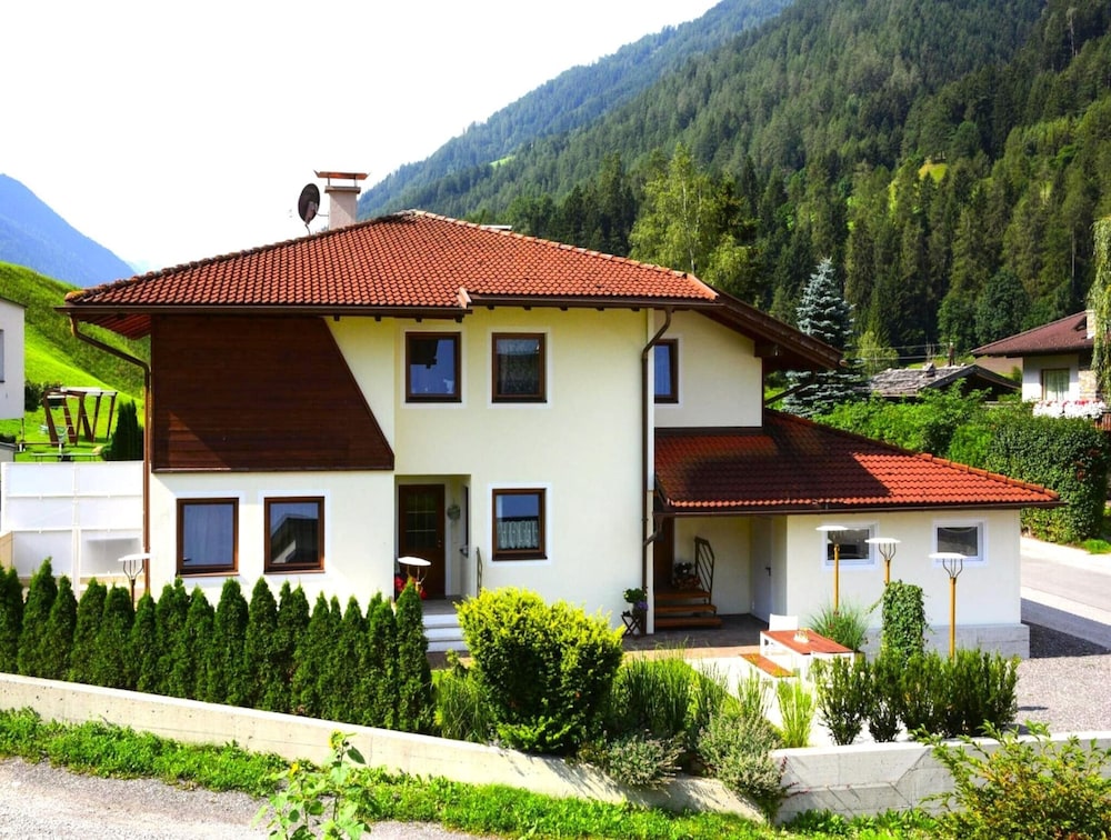 Holiday Home In Fulpmes Near Ski Lift - Fulpmes