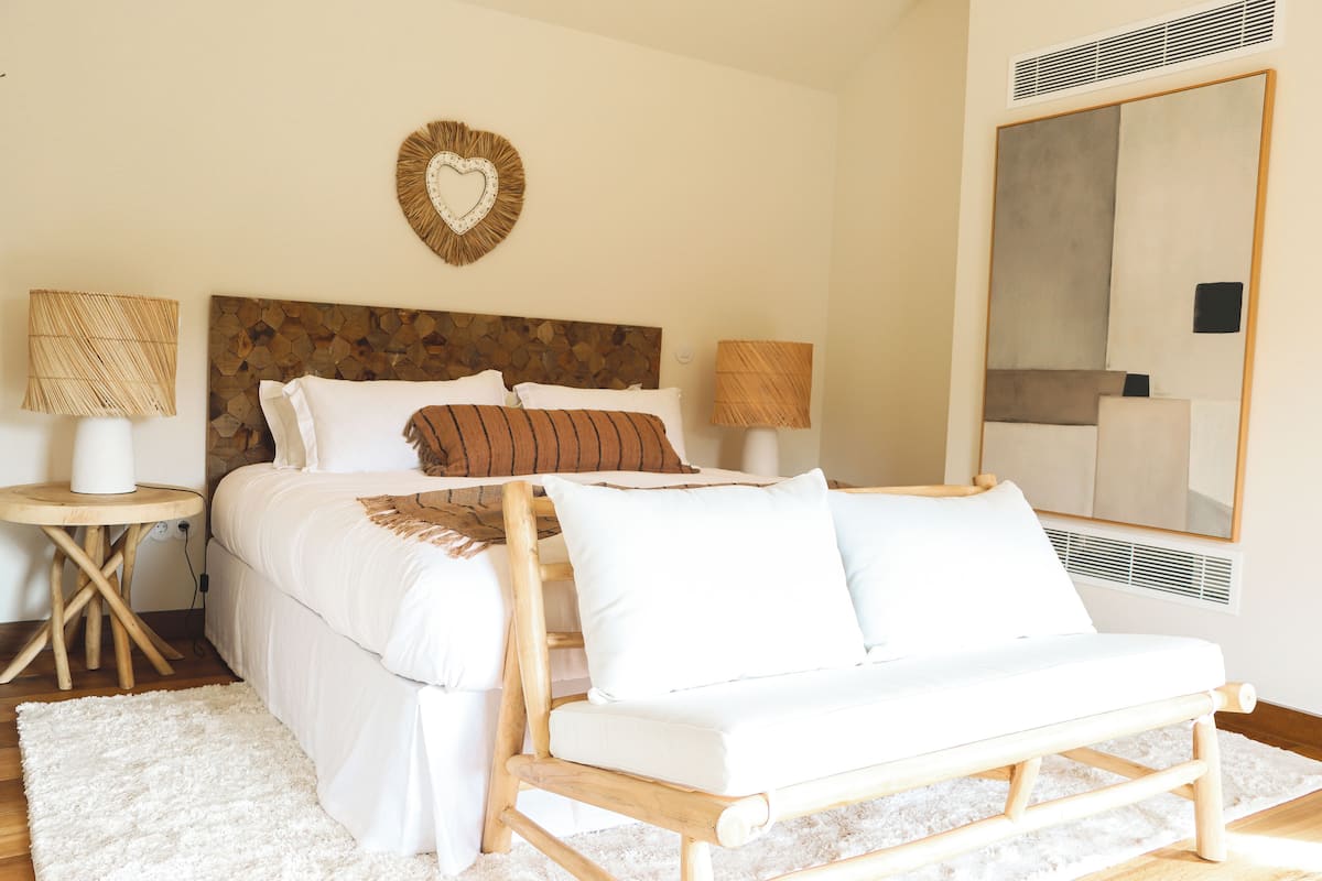 Quarto Duplo Deluxe, varanda, vista para as vinhas | Lençóis de algodão egípcio, roupa de alta qualidade 
