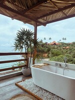 Quarto romântico, vista para o oceano, de frente para a praia | Vista para praia/oceano
