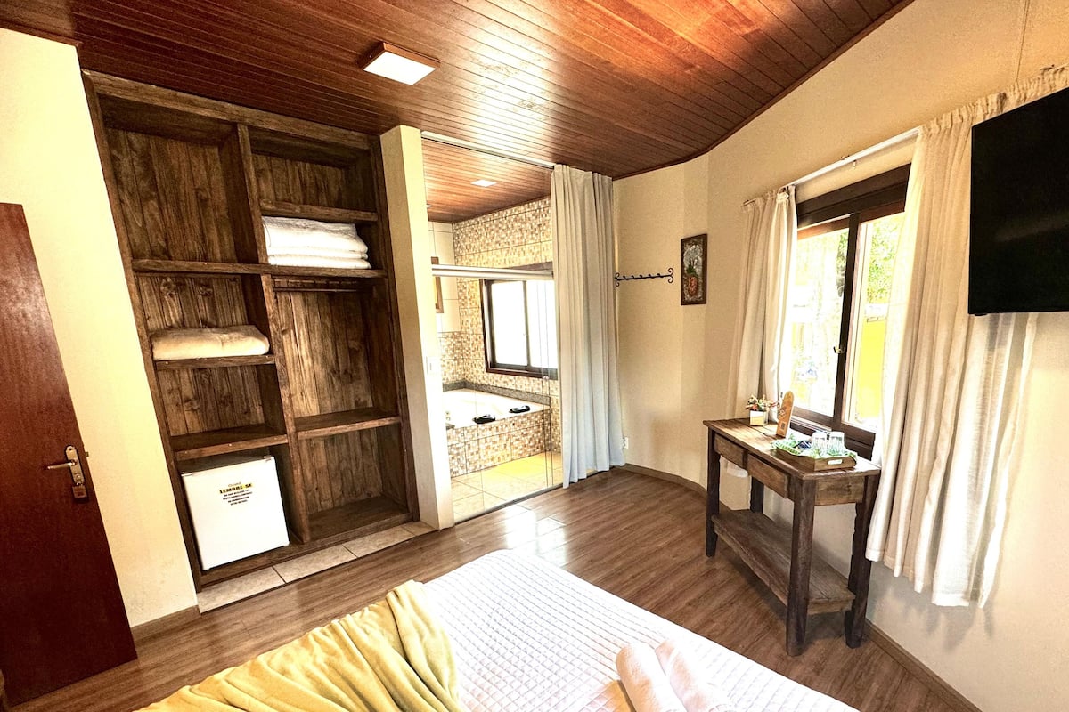 Suite, banheira de hidromassagem (35) | Roupa de alta qualidade, Wi-fi grátis 