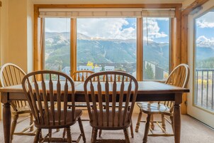 Apartamento em Condomínio Fechado, 1 quarto | Restaurantes