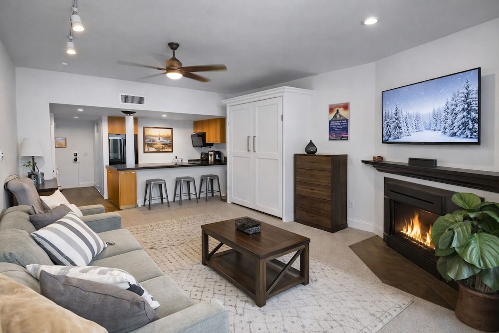 165 Ski-in Ski-out Studio At Park City Mountain Resort. Pool, Hottub, Gym. Studio - Park City