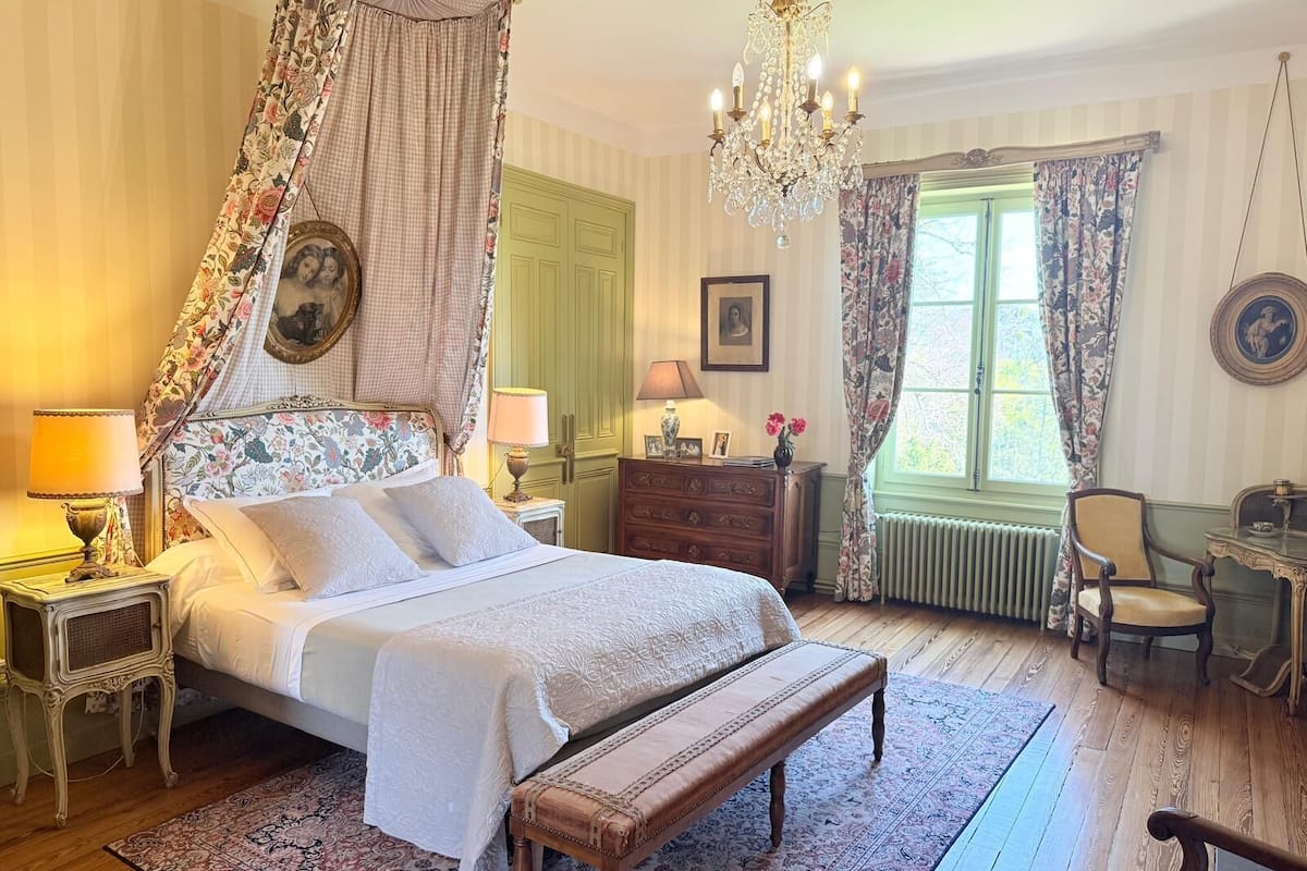 Suite de Maïe et Catherine | Ferros/tábuas de passar roupa, Wi-Fi de cortesia