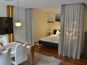 Apartamento | 2 quartos, individualmente mobiliados, roupa de cama