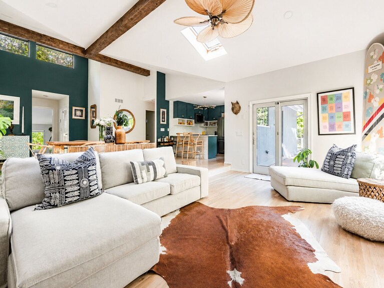 Hamptons Tennis Pool Compound - Westhampton, NY