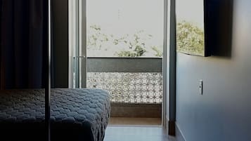 Quarto Duplo Panorâmico | Minibar, cortinas/cortinados opacos, quartos insonorizados