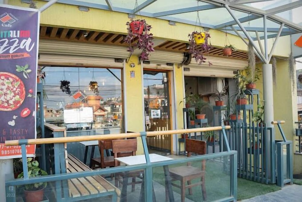 Lalit Service Apartment - Tibet