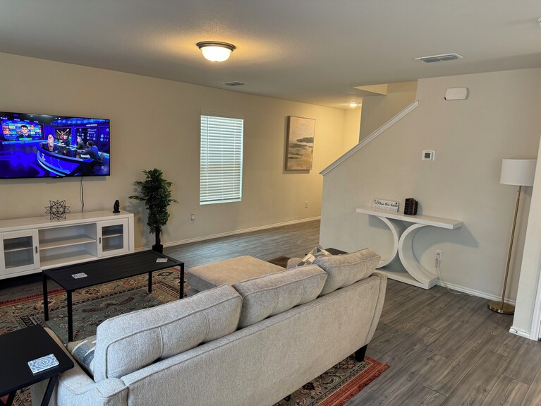 Spacious New 4b2.5b Retreat With Office, Forney - Mesquite, TX