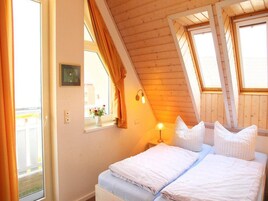 Apartamento | 2 quartos, com mobília individualizada, roupa de cama fornecida 