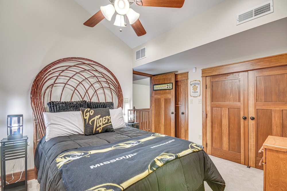 Scenic Getaway W/ Fire Pit & Grill In Columbia! - Columbia, MO