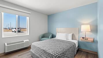 Suite, 1 cama queen-size, acessível, não fumadores | Quartos insonorizados, Wi-fi grátis