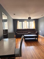 Quarto | Sala de estar | TV de ecrã plano