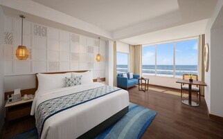 Quarto Deluxe, 1 cama king-size | Lençóis de algodão egípcio, roupa de alta qualidade, minibar