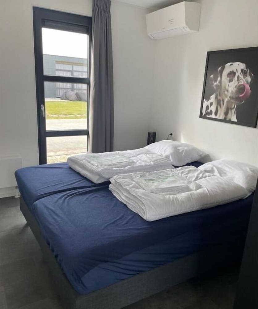 Chalet In Enkhuizen With Swimming Pool - Enkhuizen