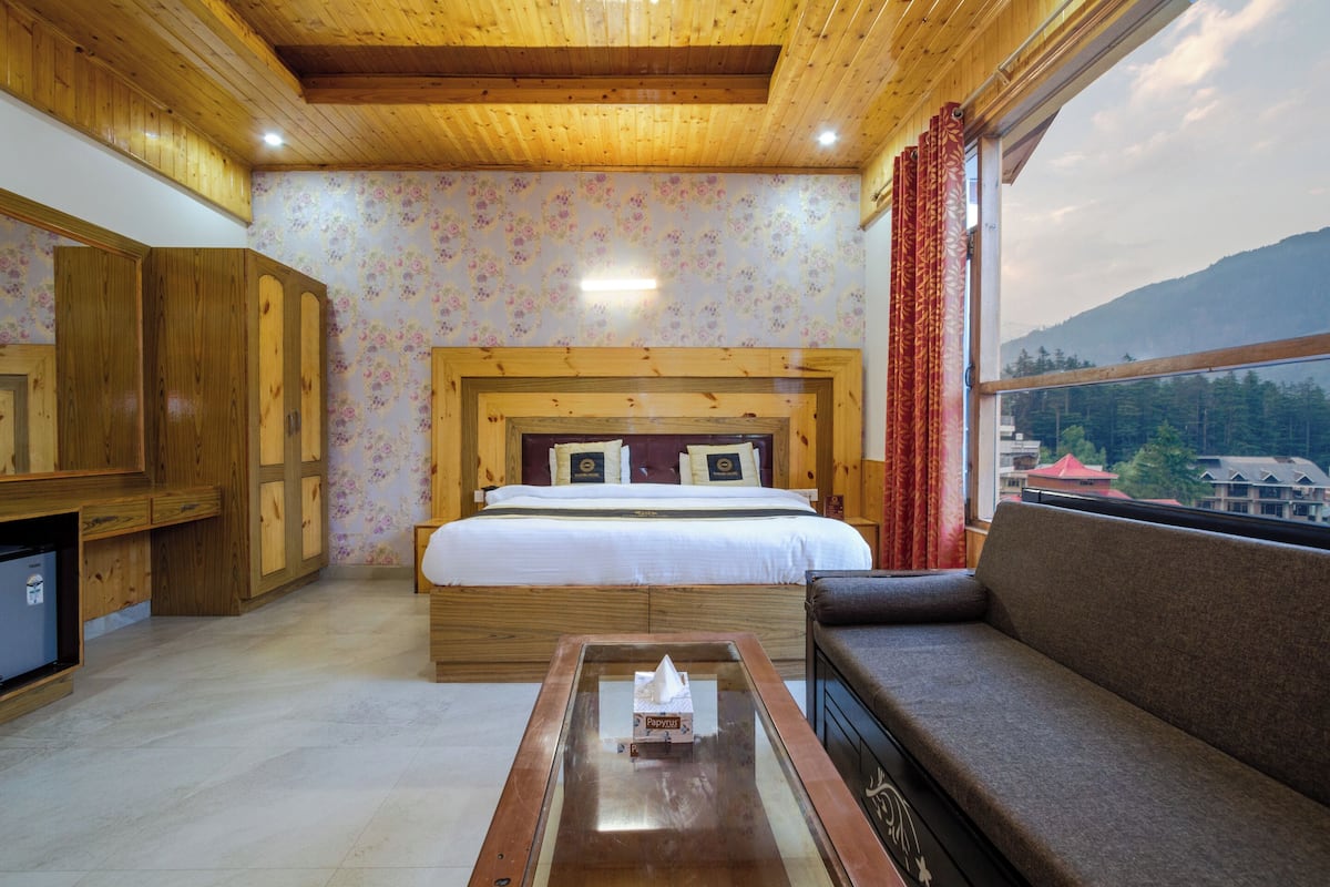 Quarto Superior, vista para o vale | Cofre no quarto, ferro/tábua de engomar, Wi-fi grátis