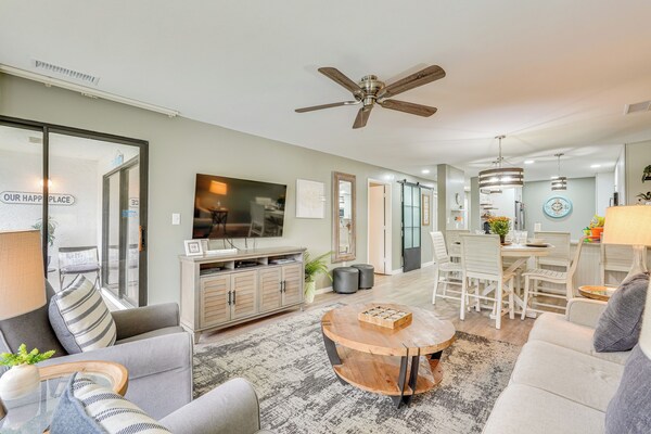 Pool & Beach Trolley Access: Pcb Resort Condo! - Panama