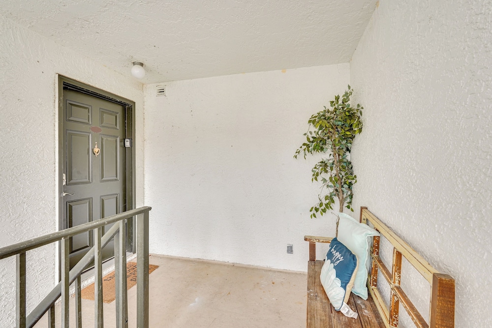 Pool & Beach Trolley Access: Pcb Resort Condo! - Panama City Beach, FL