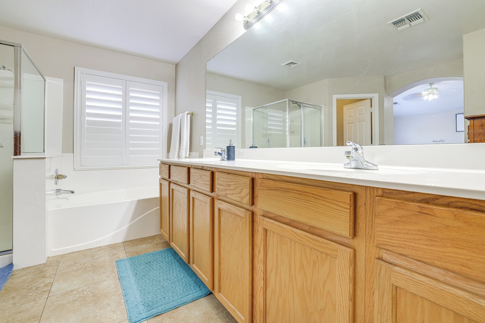 Pool & Patio: San Tan Valley Getaway! - San Tan Valley, AZ
