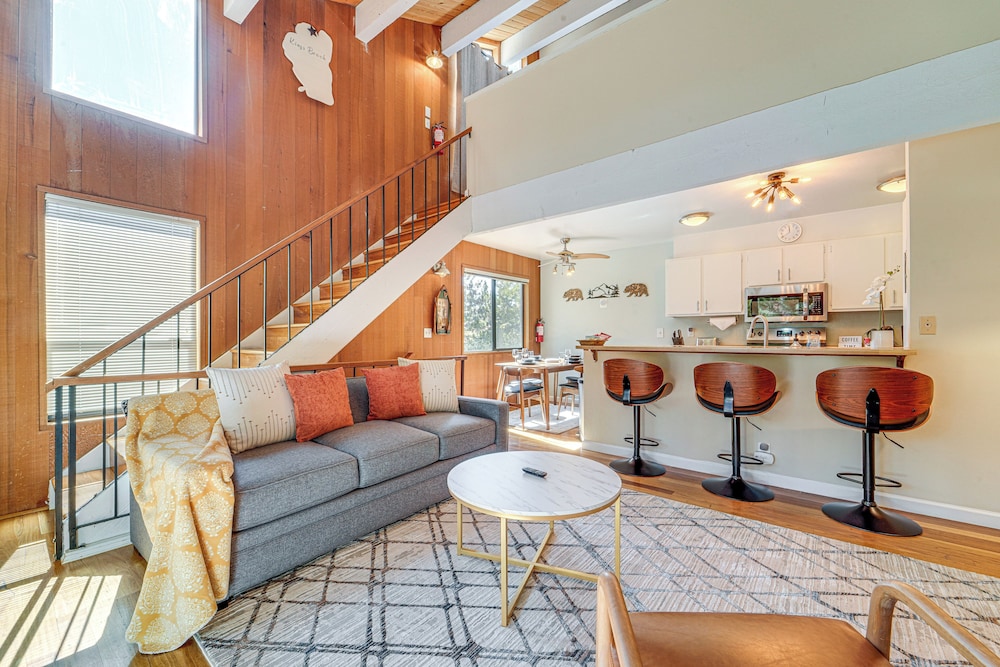 5 Mi To Northstar Skiing: 'Bear Den' Home W/ Decks - Incline Village, NV