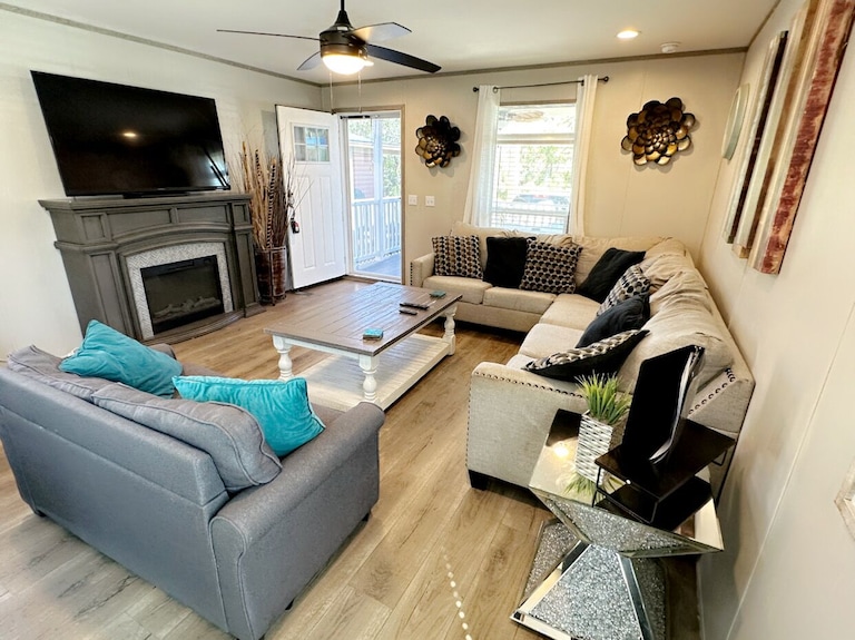 Cozy 2bed 2bath Home With Central Ac - Kemah Boardwalk, Kemah