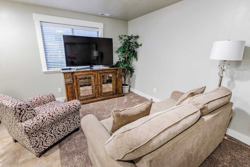 30% Off Promo! East Ogden Dream, Newly Built, Bbq, Patio, Views, Dedicated Spa! - Ogden, UT
