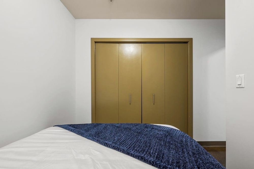 The Skyline - 2br In The Heart Of Dt W/ Views! - Calgary