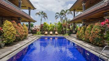 Piscina externa
