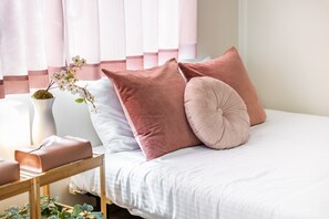 Vila conforto | 2 quartos, Wi-Fi de cortesia, roupa de cama