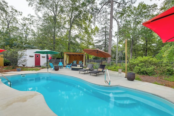 Backyard Oasis W/ Pool: Sunny Sumter Studio! - Sumter, SC
