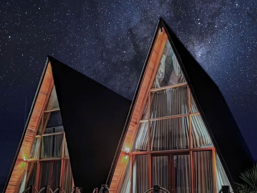 Vila luxo, vista para a piscina | Escrivaninha, quartos à prova de som, ferros/tábuas de passar roupa