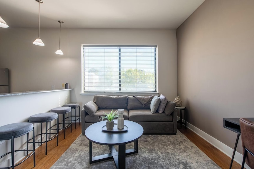 Landing | Chic 1bd, Clubhouse, Pool - Richmond, VA